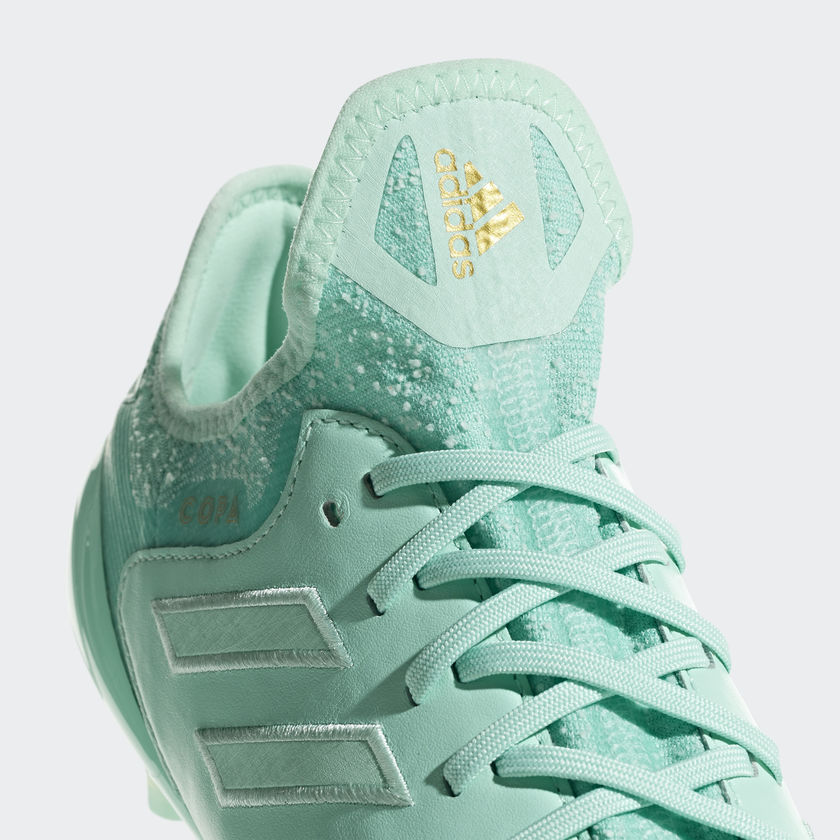 DB2167_41_detail - TFC Football